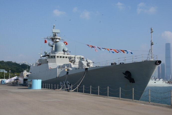 La frégate 016-Quang Trung entame une visite d’amitié à Hong Kong (Chine)