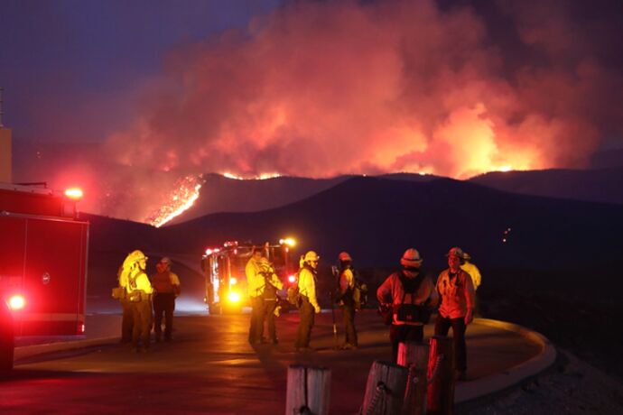 États-Unis : le "Madre Fire" devient le plus grand feu de forêt en ...