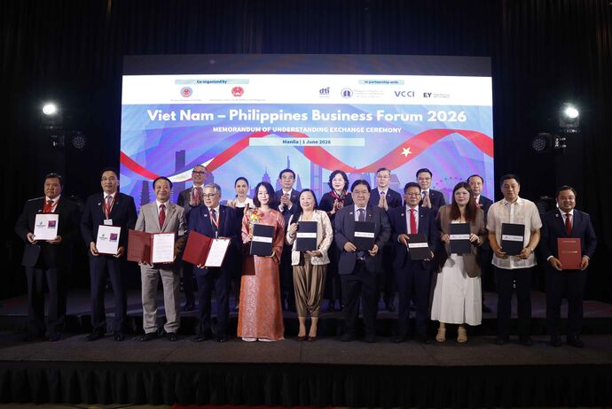 Vinachem signe plusieurs accords stratégiques aux Philippines